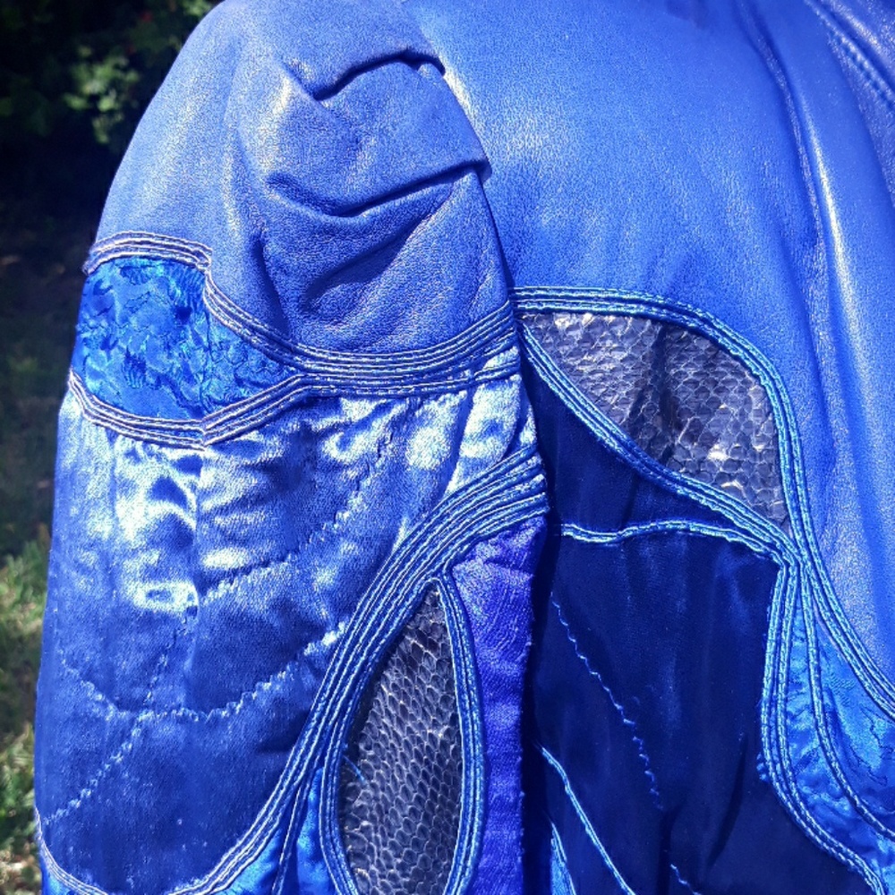 80s Vintage Most Iconic Blue Leather Blazer Small - Gem